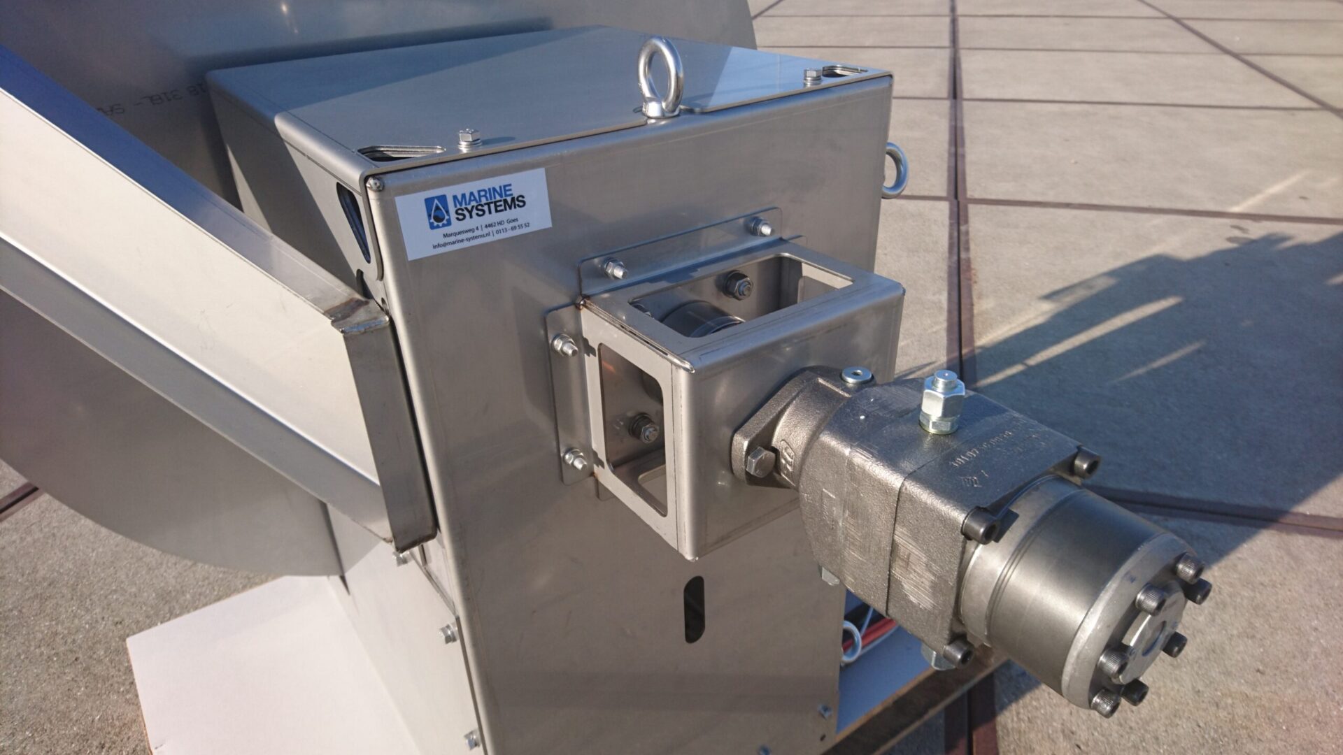 Umbilical winch / reel, bomb squad - Marine Systems