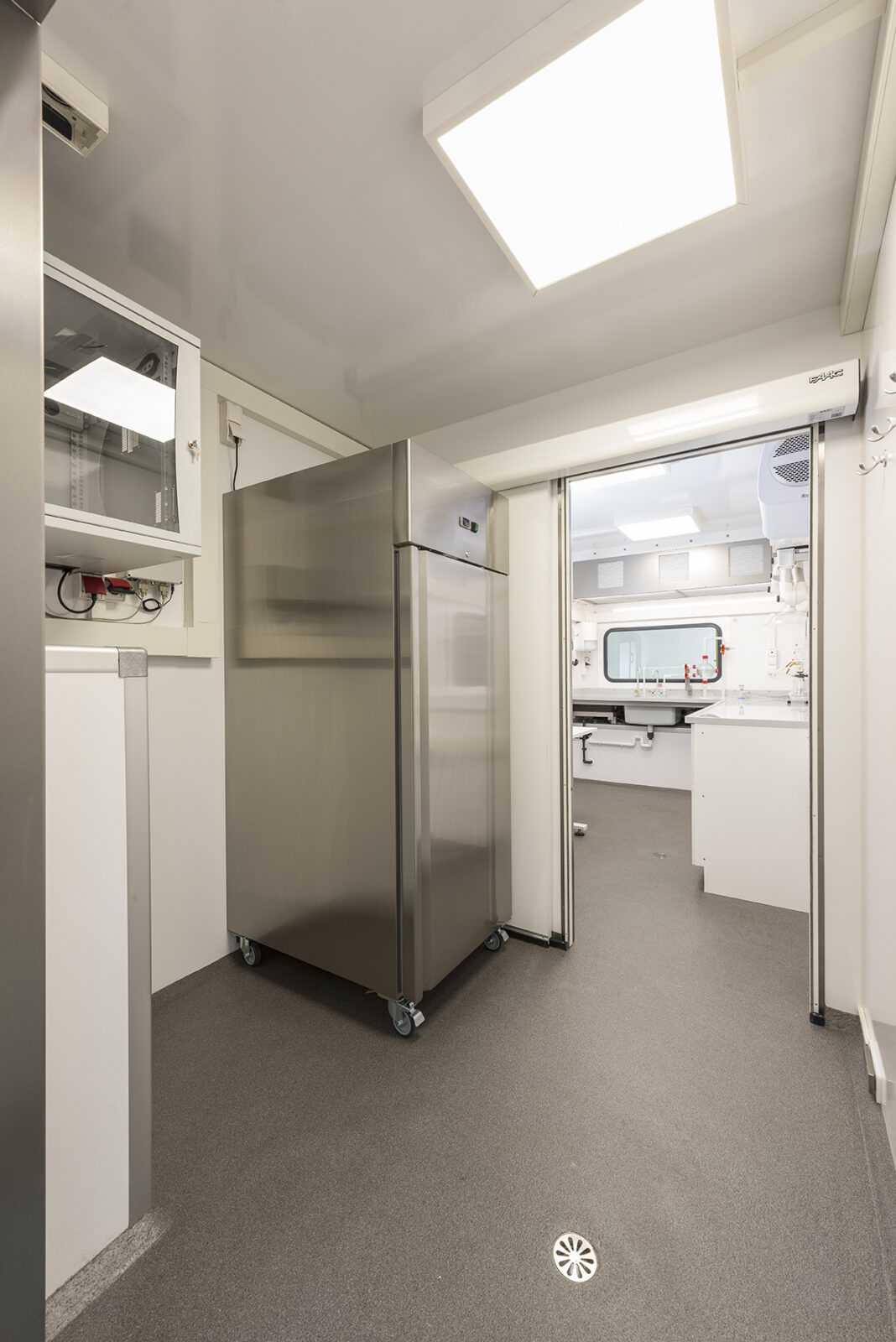 Laboratory containers (20ft) - Marine Systems