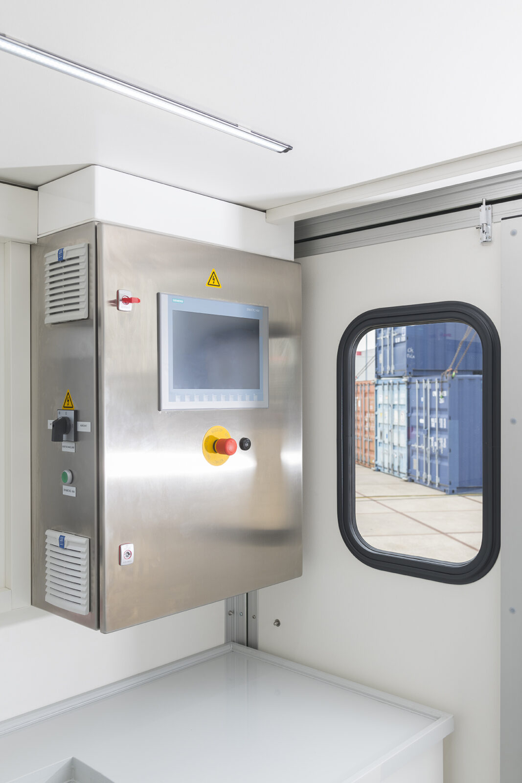 Research Trailers - Marine Systems